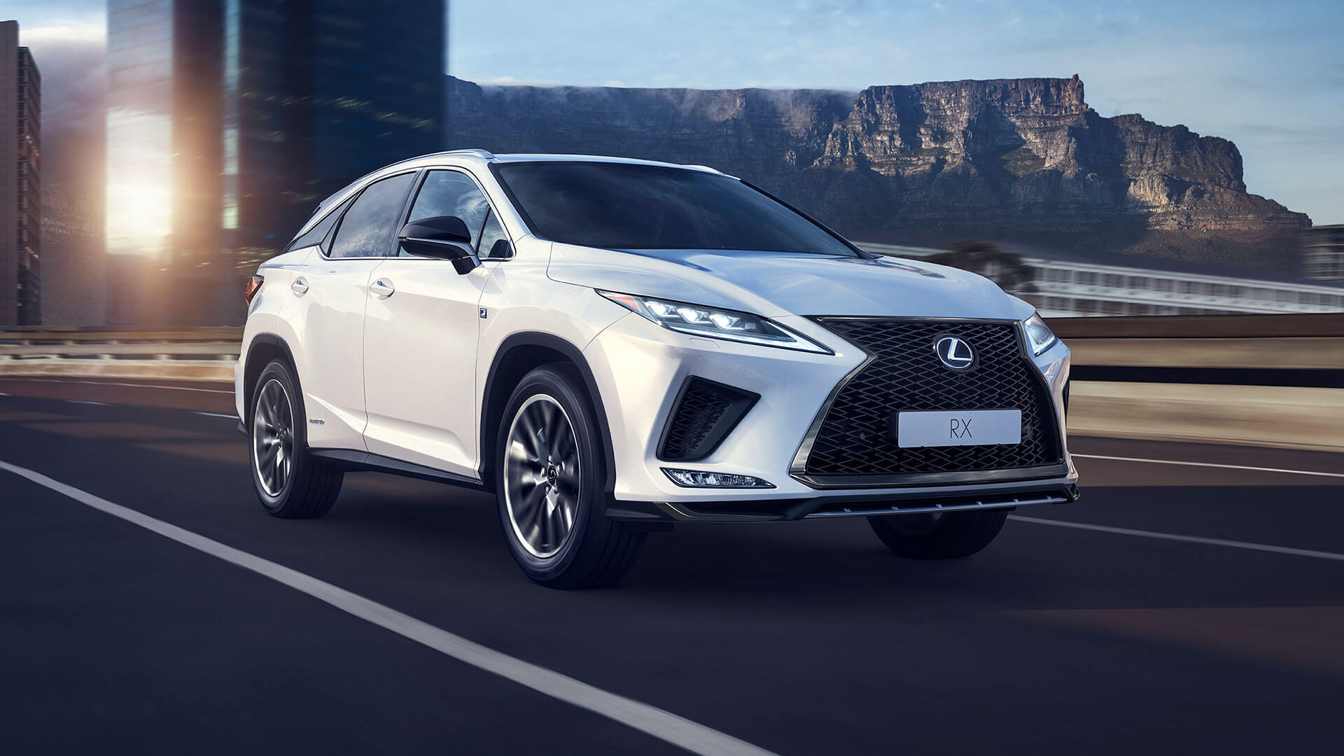 Verð og bæklingar | Lexus á Íslandi