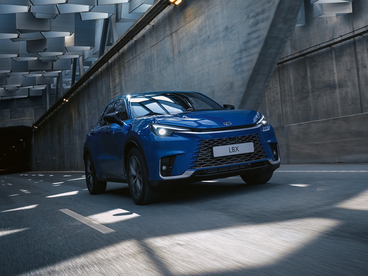 Kynntu þér Lexus LBX Hybrid | Lexus á Íslandi